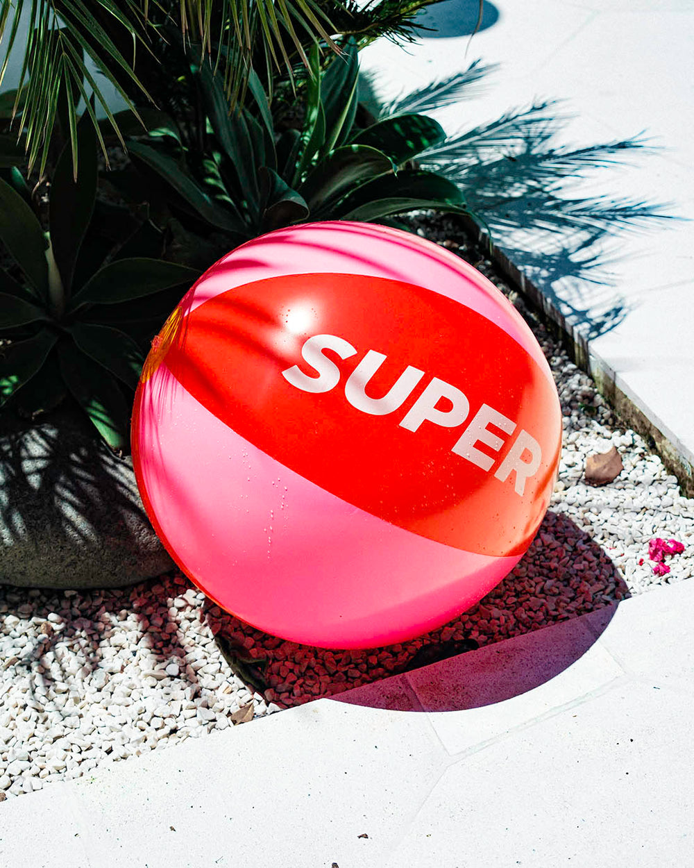 (Solid) - Red Beach Ball